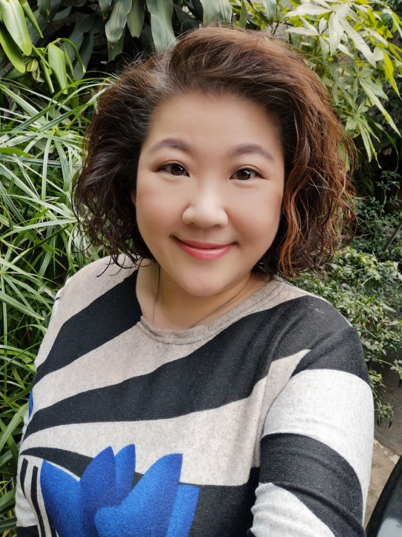 52歲升格人妻！「蠻牛太太」同框老公放閃 | beanfun!