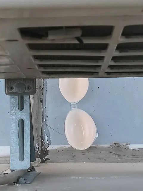 男友房間曬NuBra一夜失蹤 妹子見落點急哭了！最怕男友爸媽抬頭 | 新奇 | NOWnews今日新聞