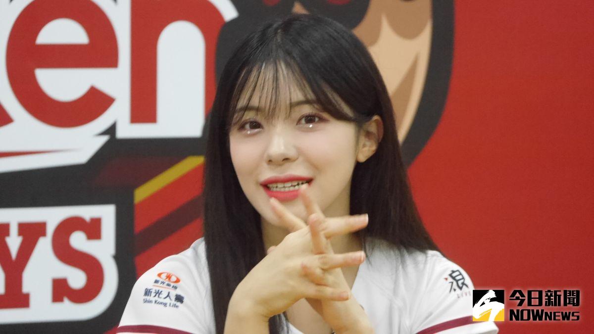 李多慧大素顏曝光！連瞳孔放大片都拆 真面目掀起兩極評價 | 娛樂 | NOWnews今日新聞