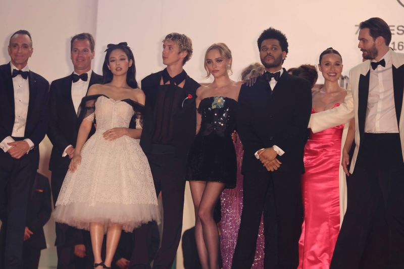 沒做1舉動！強尼戴普愛女惹火Jennie粉絲 | beanfun!