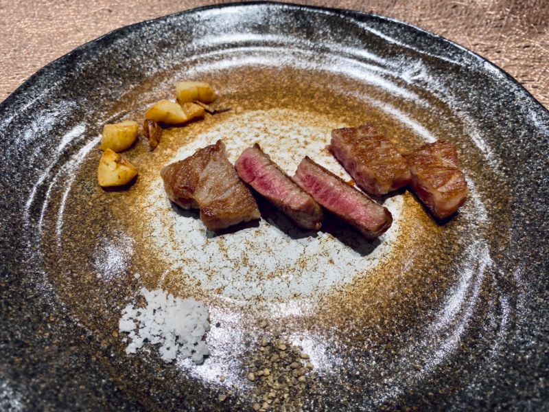 無菜單鐵板燒開幕！和牛龍蝦15道菜1600元 | beanfun!