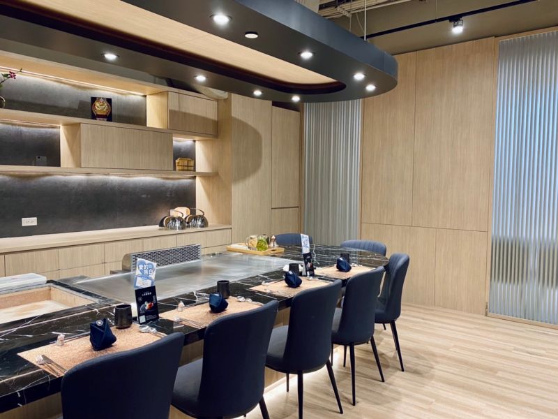 無菜單鐵板燒開幕！和牛龍蝦15道菜1600元 | beanfun!