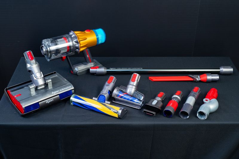 Dyson首款乾濕吸塵器加濕、吸附、刮污同步 | beanfun!