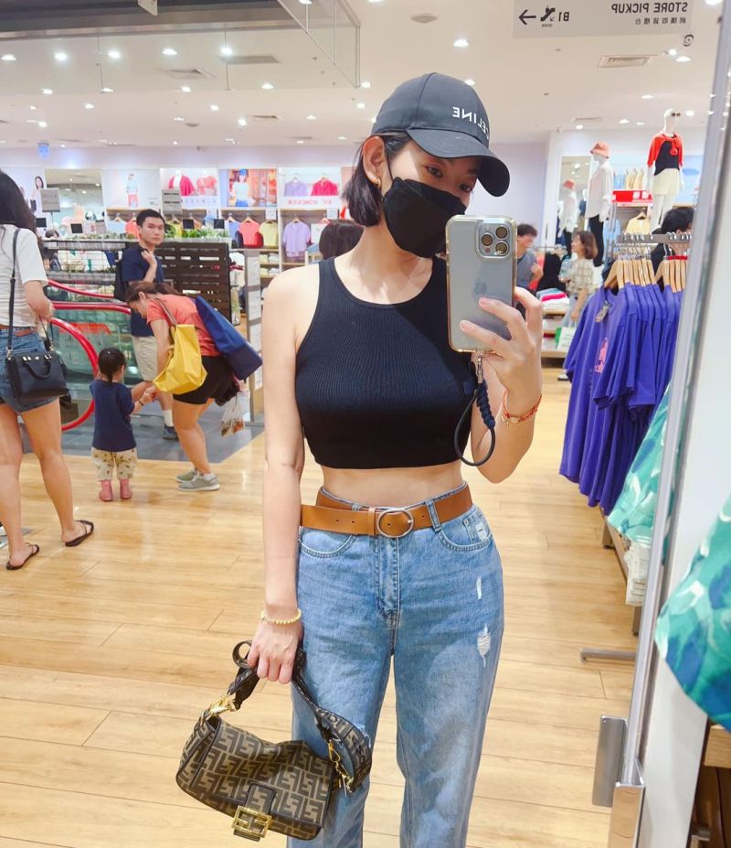 驚曝牛仔褲尺碼！米可白辣秀娜美級身材 | beanfun!