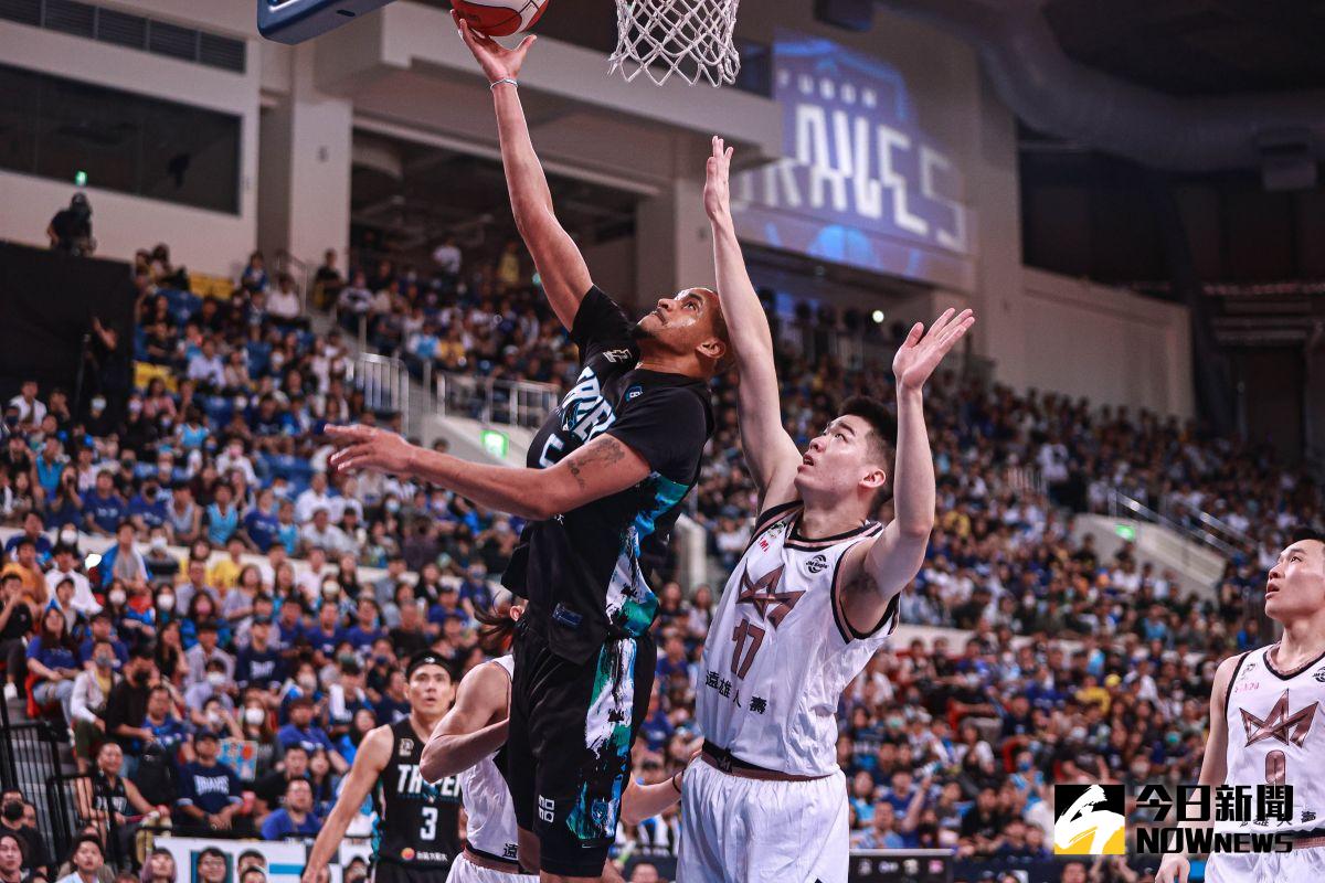 PLG總冠軍賽／強森榮獲FMVP 封王戰砍下27分9籃板 | 運動 | NOWnews今日新聞