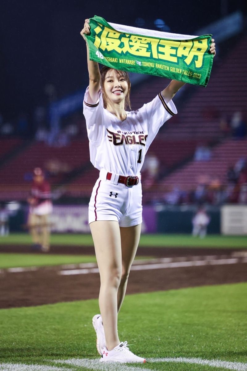 樂天女孩前往仙台 限量商品日本粉絲狂買 | beanfun!