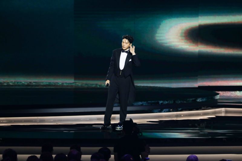 當金曲主持人自評60分！韋禮安心疼艾怡良 | beanfun!