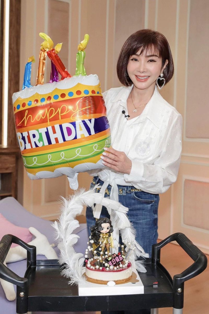 67歲陳美鳳近貌震驚PTT：就算醫美也很神 被認錯是南韓女團成員 | 娛樂 | NOWnews今日新聞