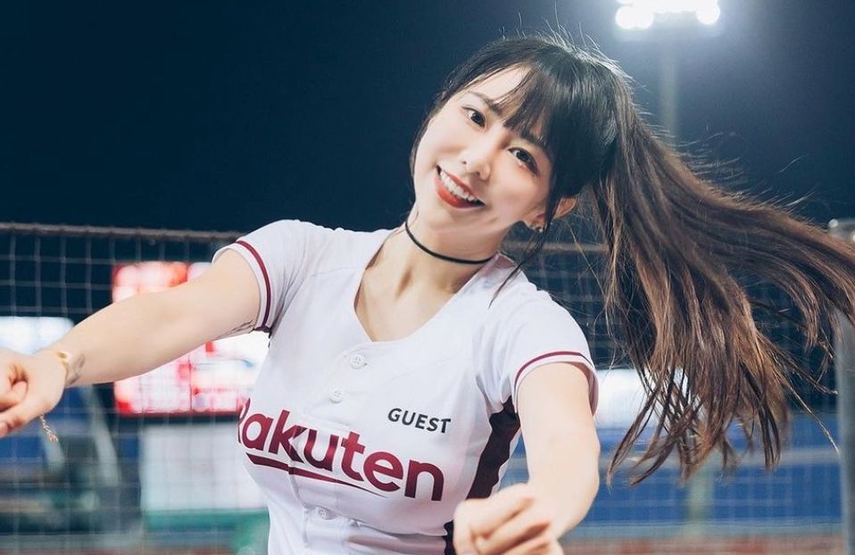 啦啦隊女神梓梓「回娘家」曬10年前舊照!香菇頭超萌造型引熱議 娛樂 Nownews今日新聞