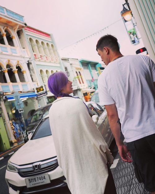 劉雨柔公開認愛！大方放閃T1球星胡凱翔 曬合照甜喊：寵妻魔人 | 娛樂 | NOWnews今日新聞