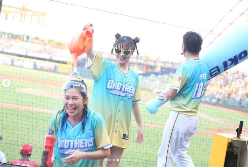 峮峮整身全濕「狂拉KID頭」失控畫面曝！他無奈：對人性失去信心 | 娛樂 | NOWnews今日新聞