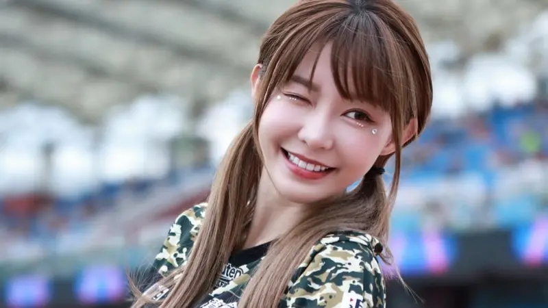 林襄、Yuri陸續爆出熱戀！粉絲改捧她 | beanfun!