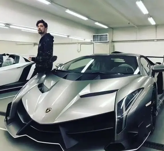 鄰居是全台最有錢YTR！醫曬合照藏驚人超跑 | beanfun!