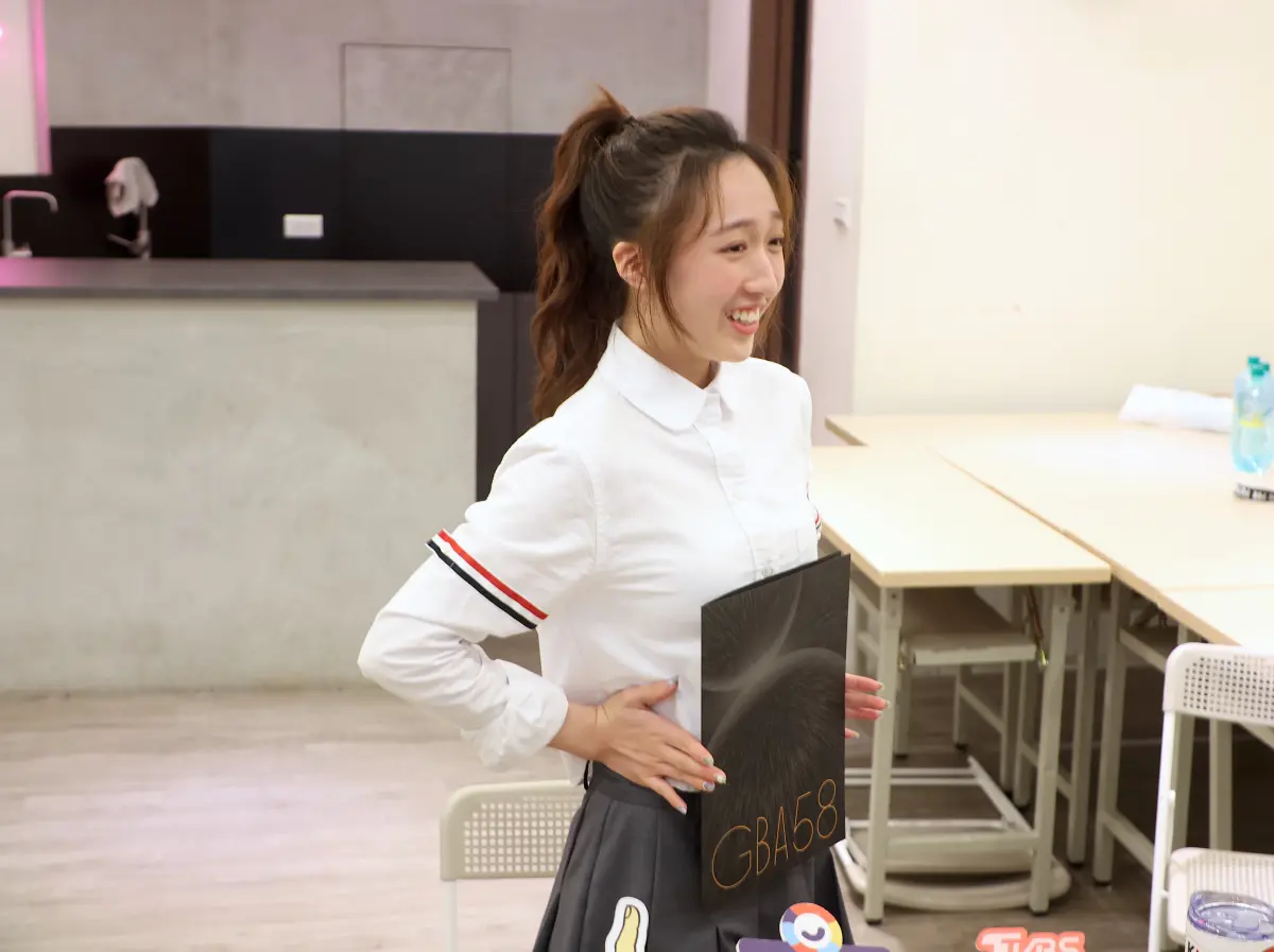 金鐘58／李翊君愛女沒飯吃腰比A4紙還小！王敏淳吐最美星二代是她 | 火線辣星聞 | 娛樂 | NOWnews今日新聞