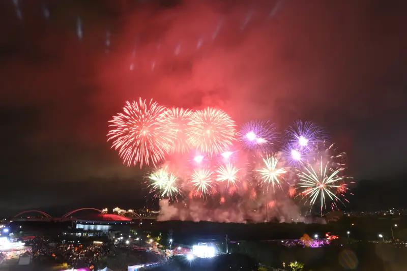 2023台灣設計展在鶯歌 300秒煙火秀明還有 | beanfun!