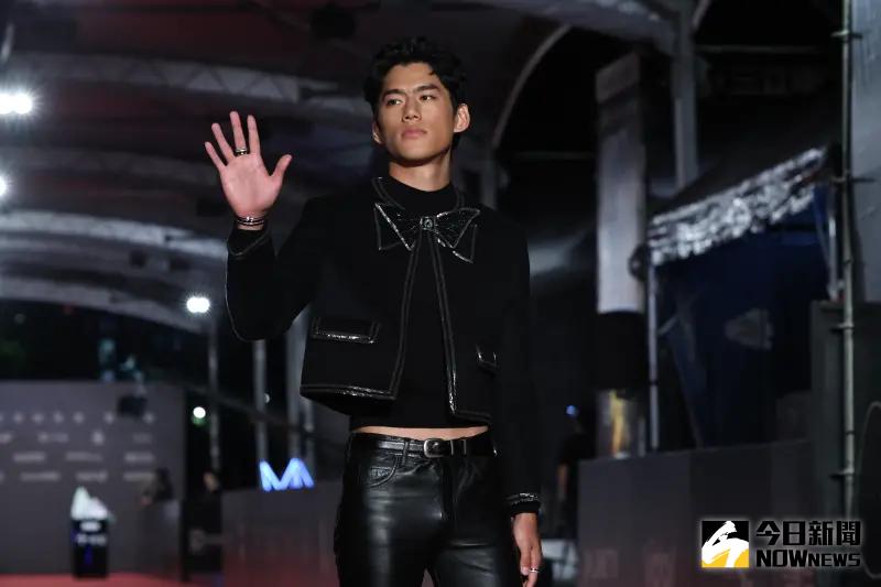 尷尬！蔡淑臻炸出完美胸型 爆沒朱軒洋電話 | beanfun!