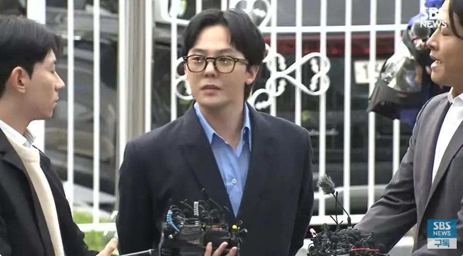 GD連3陰解出境禁令！酒店妹改口「沒看到他吸毒」 再扯進演員C | 日韓星首選 | 娛樂 | NOWnews今日新聞