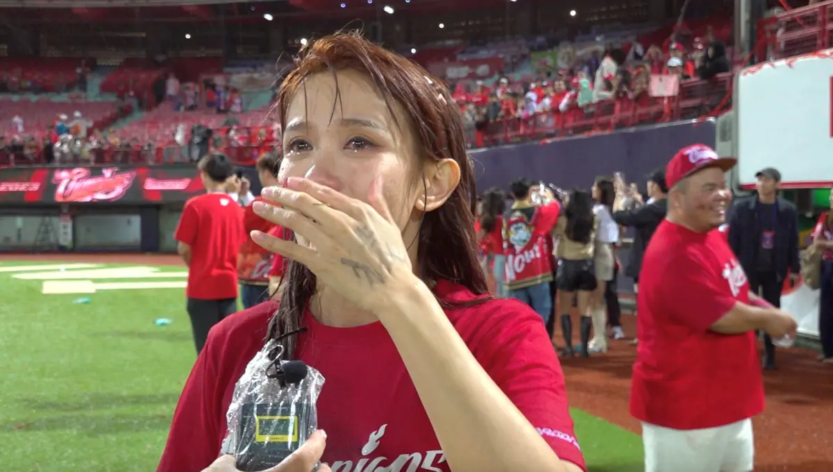 影／小龍女隊長琪琪見證彩帶淚崩！引退時間點曝光：沒想到這麼快 | 運動 | NOWnews今日新聞