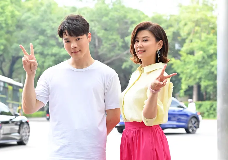 姐弟婚《成功》！方馨夢幻婚紗藏贅肉 | beanfun!