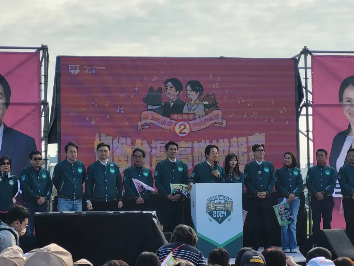 海虎潛艦6人落海3失聯 賴清德：一起祈禱、提供最好醫療協助 | 政治快訊 | 要聞 | NOWnews今日新聞