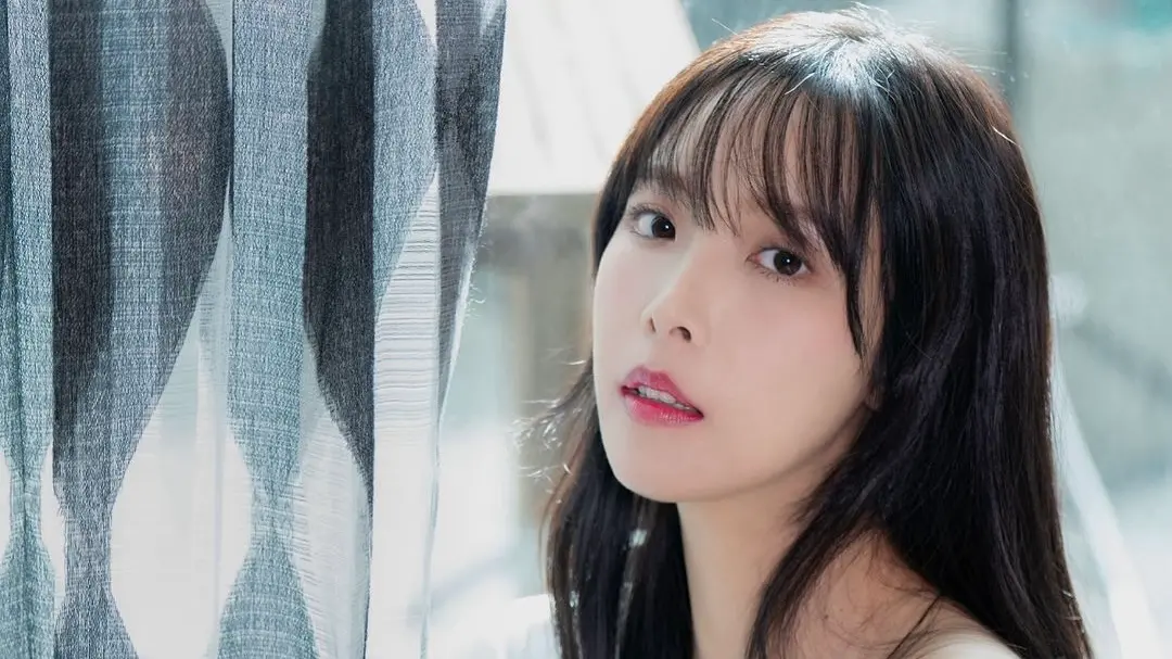 樂天桃猿「最仙團長」Rina情人節晾美胸 寫真開賣福利惹粉絲暴動 | 娛樂 | NOWnews今日新聞