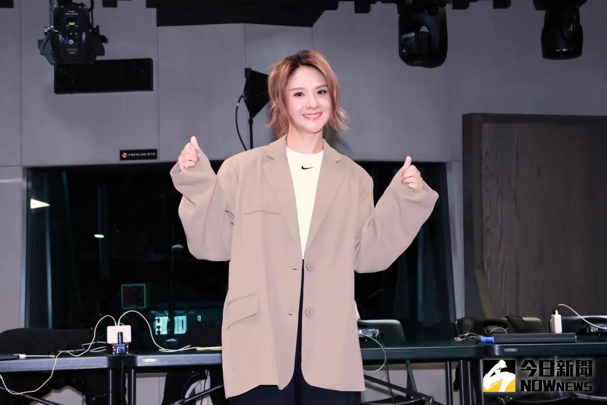 郭靜放話「裸露1部位」開唱！PK戴愛玲追愛慘輸一整年 | 娛樂 | NOWnews今日新聞