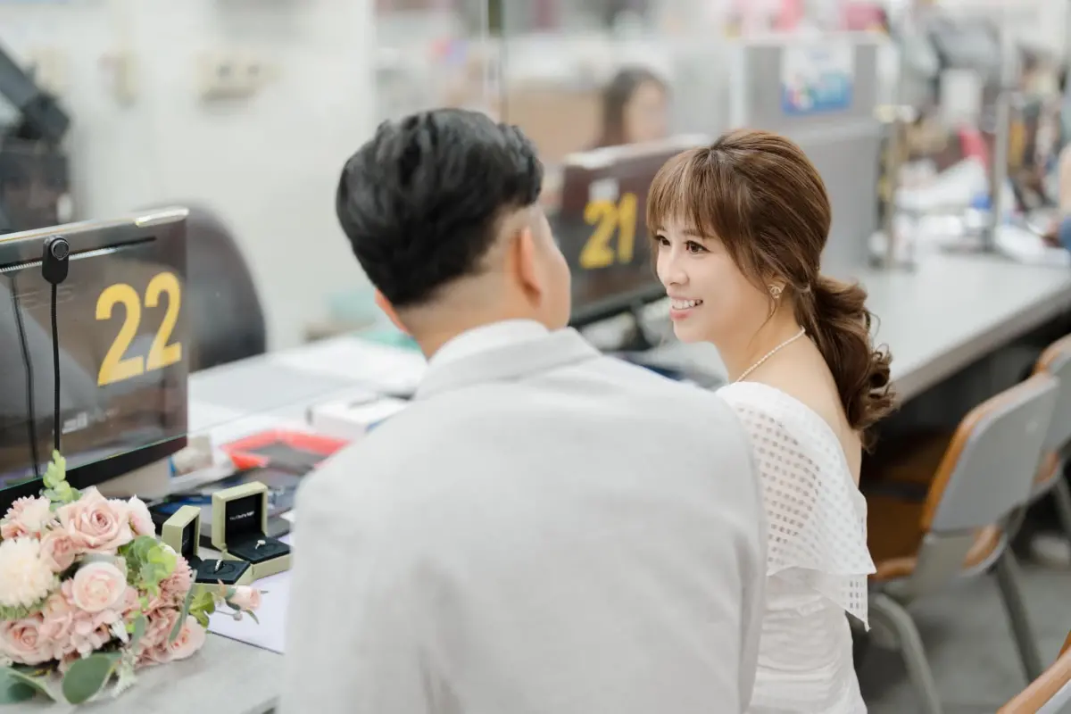 520登記結婚！陳思宇曬婚紗照曝「內心緊張」：也多一份踏實堅定 | 政治快訊 | 要聞 | NOWnews今日新聞