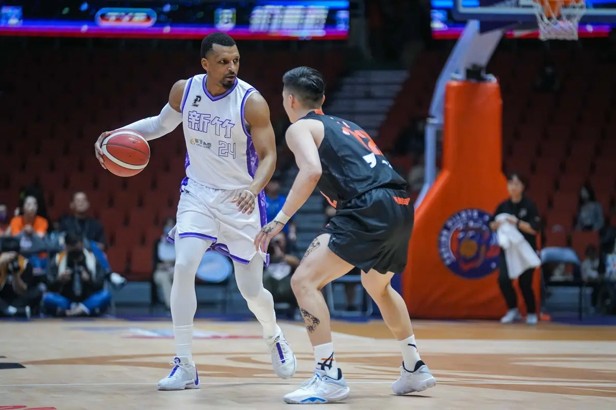 PLG季後賽／領航猿G1讓得分王艾夫伯只得11分！卡總：3人輪番守他 | 運動 | NOWnews今日新聞