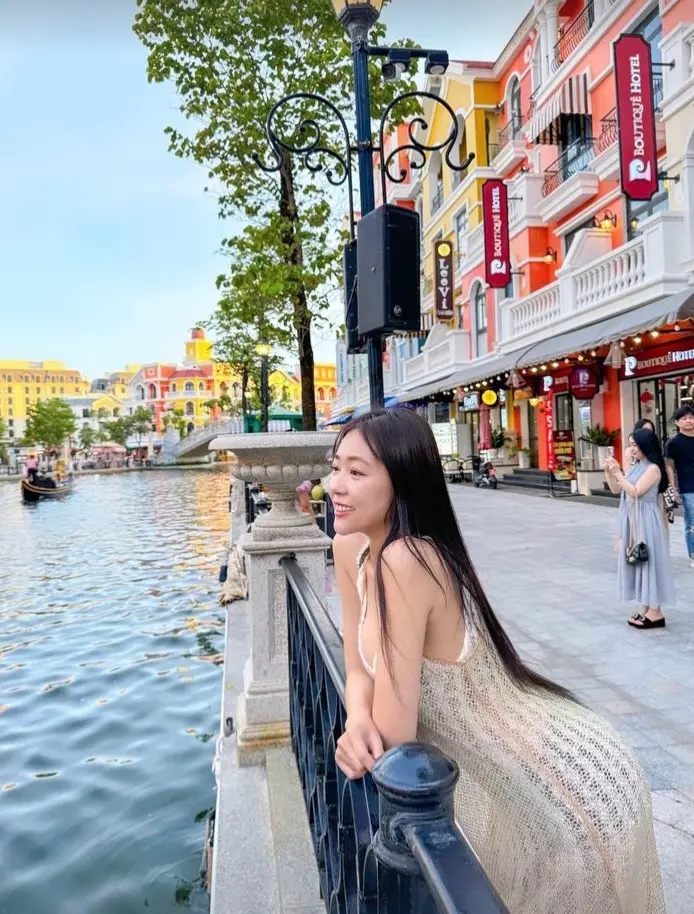 罩衫全是洞「內搭被看光」！丫頭尺度大開 | beanfun!