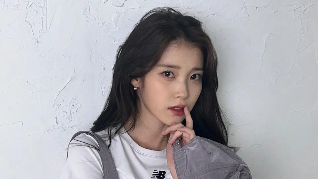 孫興慜抱怨球場！害IU十萬人演唱會被要求取消 兩派粉絲隔空開戰 | 熱門 | 娛樂 | NOWnews今日新聞