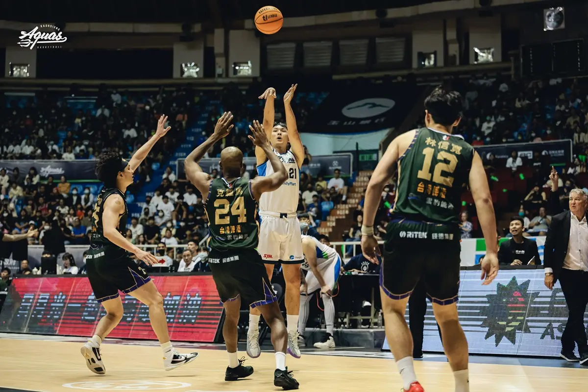 高雄全家海神今夏積極布局 先續約「義守雙星」呂威霆、蘇文儒 | 運動 | NOWnews今日新聞