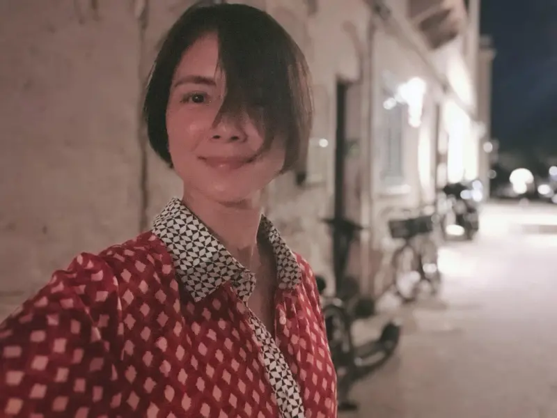 罕曬泳裝辣照！李心潔「胸前深V」全場看呆 | beanfun!