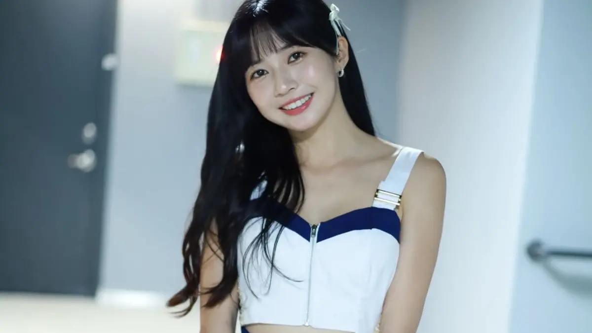 慈妹海邊解放！一轉身「渾圓蜜桃臀」現形 小丁藏不住惹火身材 | 綜藝 | 娛樂 | NOWnews今日新聞