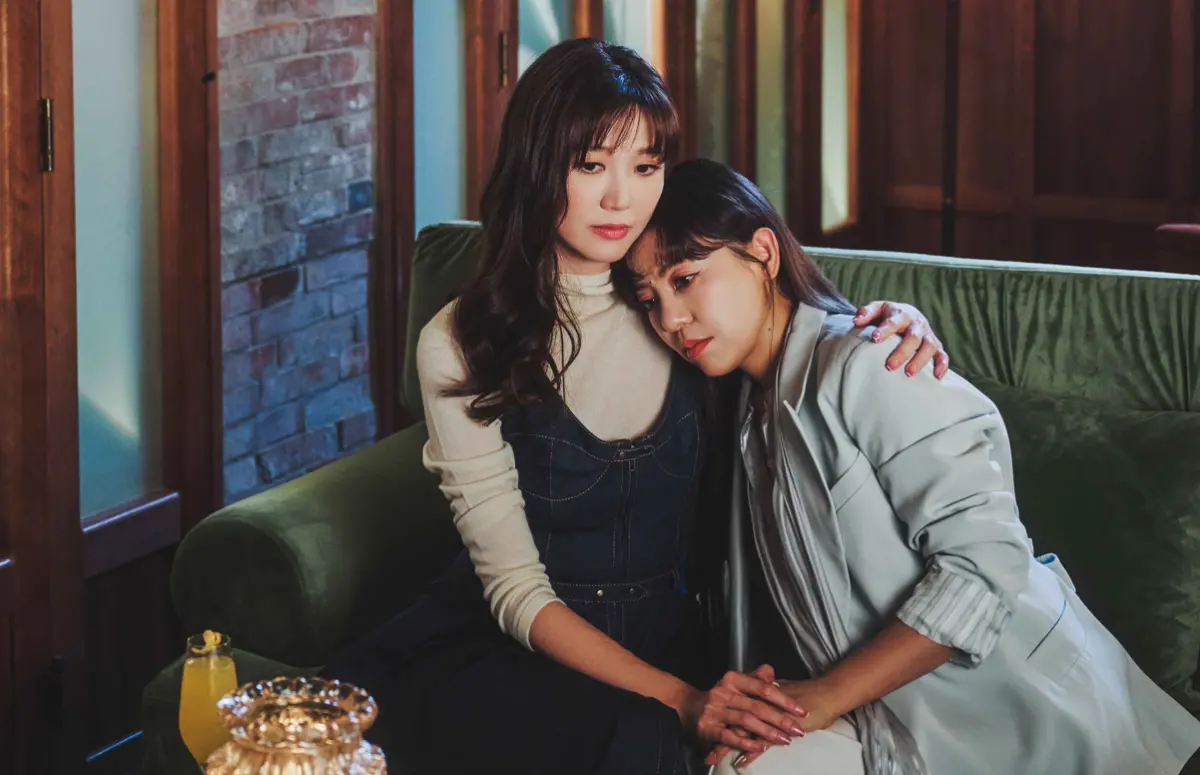 丁噹爆出「女女戀」！相擁畫面曝光 對象竟是已婚女歌手 | 娛樂 | NOWnews今日新聞