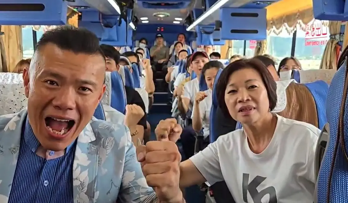 台中700小草出兵了！北上直面反串者 江和樹親授5字教戰守則 | 政治快訊 | 要聞 | NOWnews今日新聞