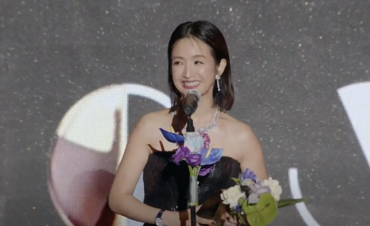 林依晨釜山封后韓文嚇嚇叫！ 曾和東方神起、SJ、宋承憲同台頒獎 | 熱門 | 娛樂 | NOWnews今日新聞