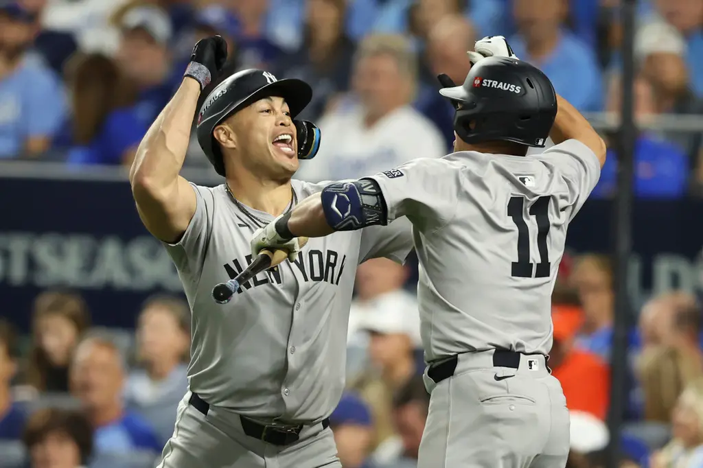 MLB季後賽／Stanton敲適時安又開轟超猛！洋基3：2皇家系列賽聽牌 | 運動 | NOWnews今日新聞