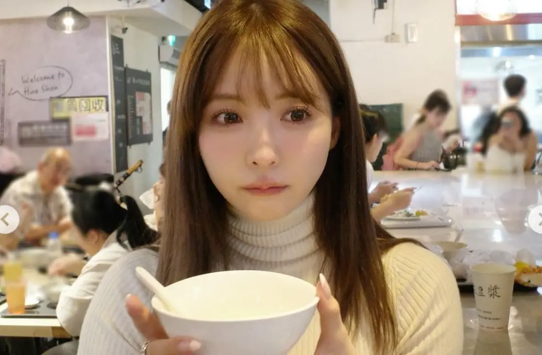 三上悠亞在台北出沒！0偽裝喝豆漿、吃燒餅 8.8萬粉絲朝聖暴動 | 娛樂 | NOWnews今日新聞