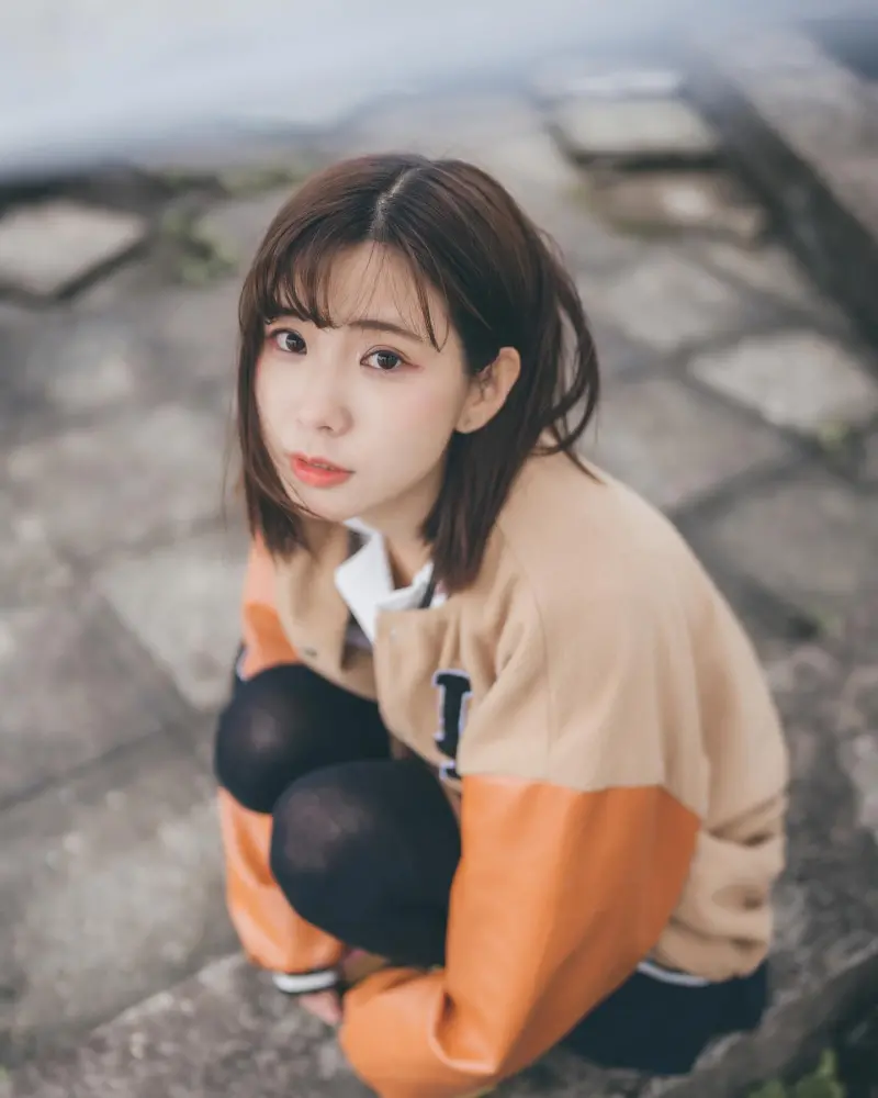 客人激動：很放得開 早餐店正妹出寫真集了 | beanfun!