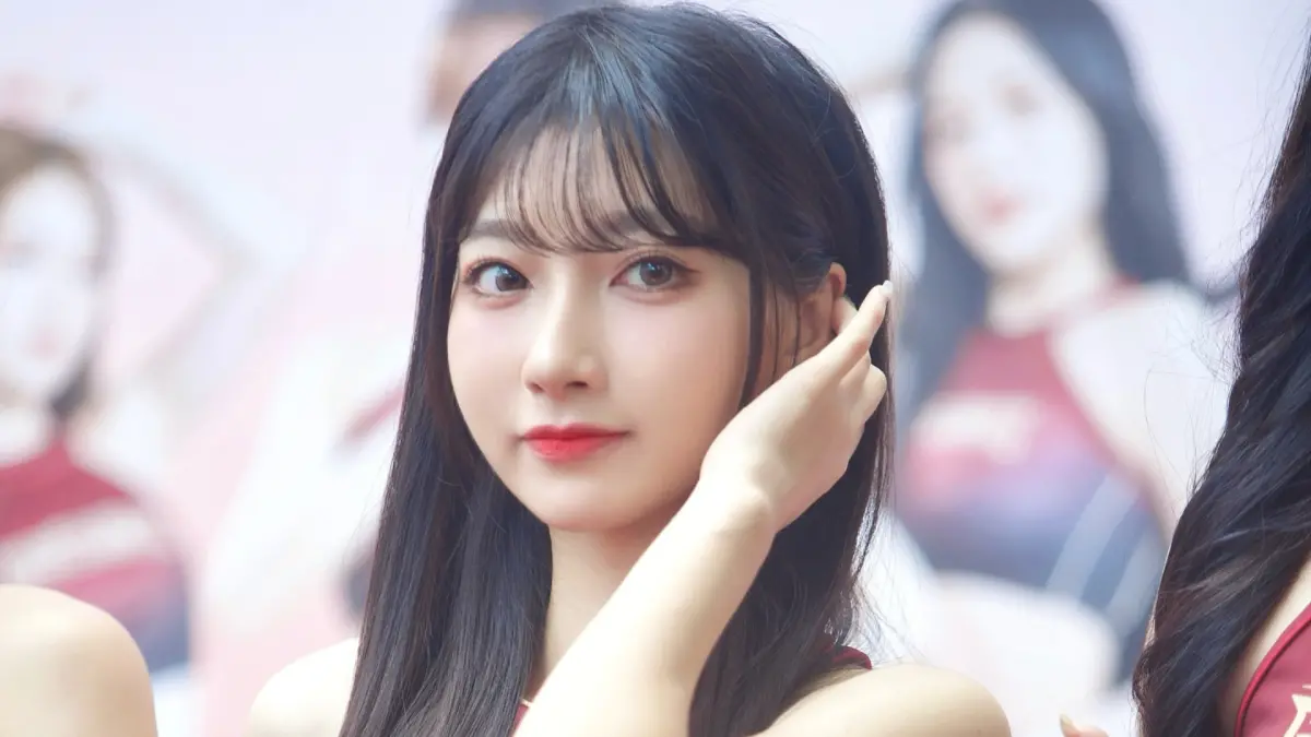 一粒光吃漢堡也正到像AI！宣布突擊知名速食店 粉絲求：哪間門市 | 娛樂 | NOWnews今日新聞