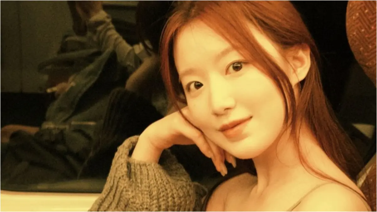 野生舒華高鐵現蹤！小可愛肩帶滑落太性感 粉絲急吼：衣服穿好 | 娛樂 | NOWnews今日新聞