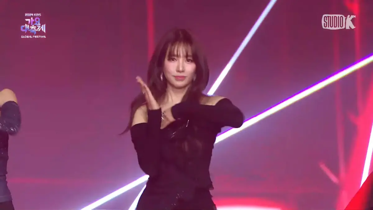 尹恩惠《KBS歌謠大祝祭》跳Locking！40歲超扯狀態嚇壞觀眾：媽啊 | 娛樂 | NOWnews今日新聞