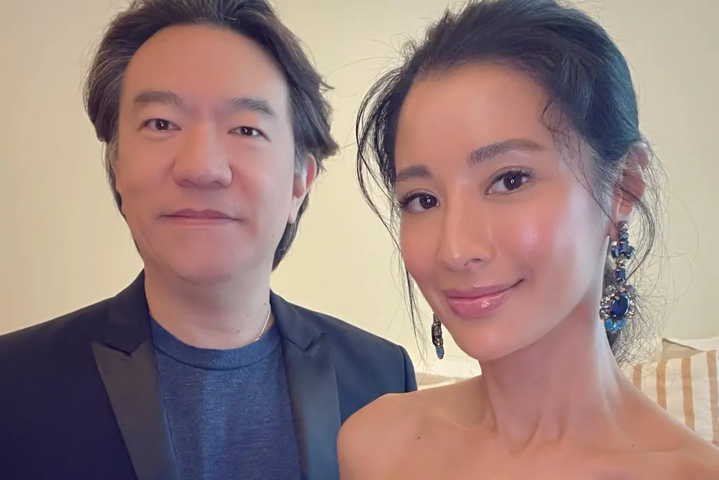 46歲李蒨蓉突曬全裸美背！嫁豪門20年傳婚變 和老公真實互動曝光 | 娛樂 | NOWnews今日新聞