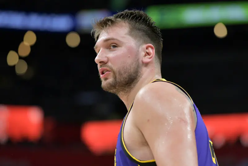 獨行俠交易Doncic虧大了！損失破億收入 做致敬影片挽回球迷的心 | NBA | 運動 | NOWnews今日新聞