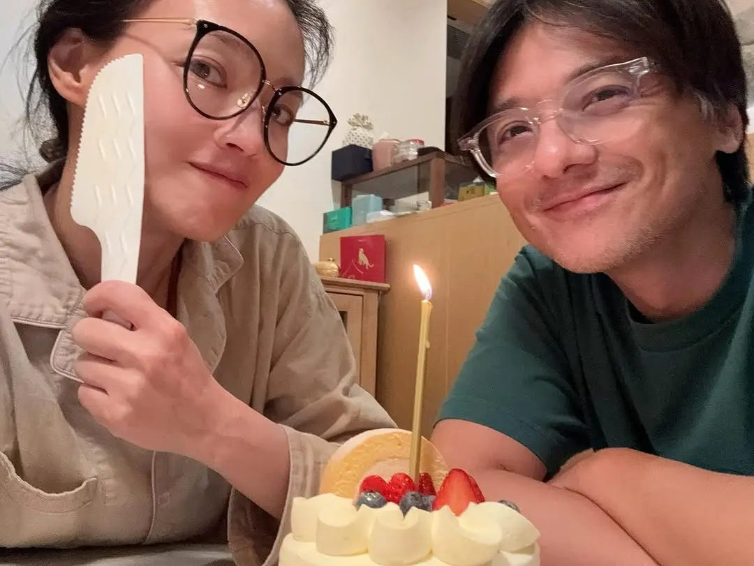 舒淇49歲生日與老公馮德倫曬恩愛！最開心可以狂吃「今日我最大」 | 娛樂 | NOWnews今日新聞