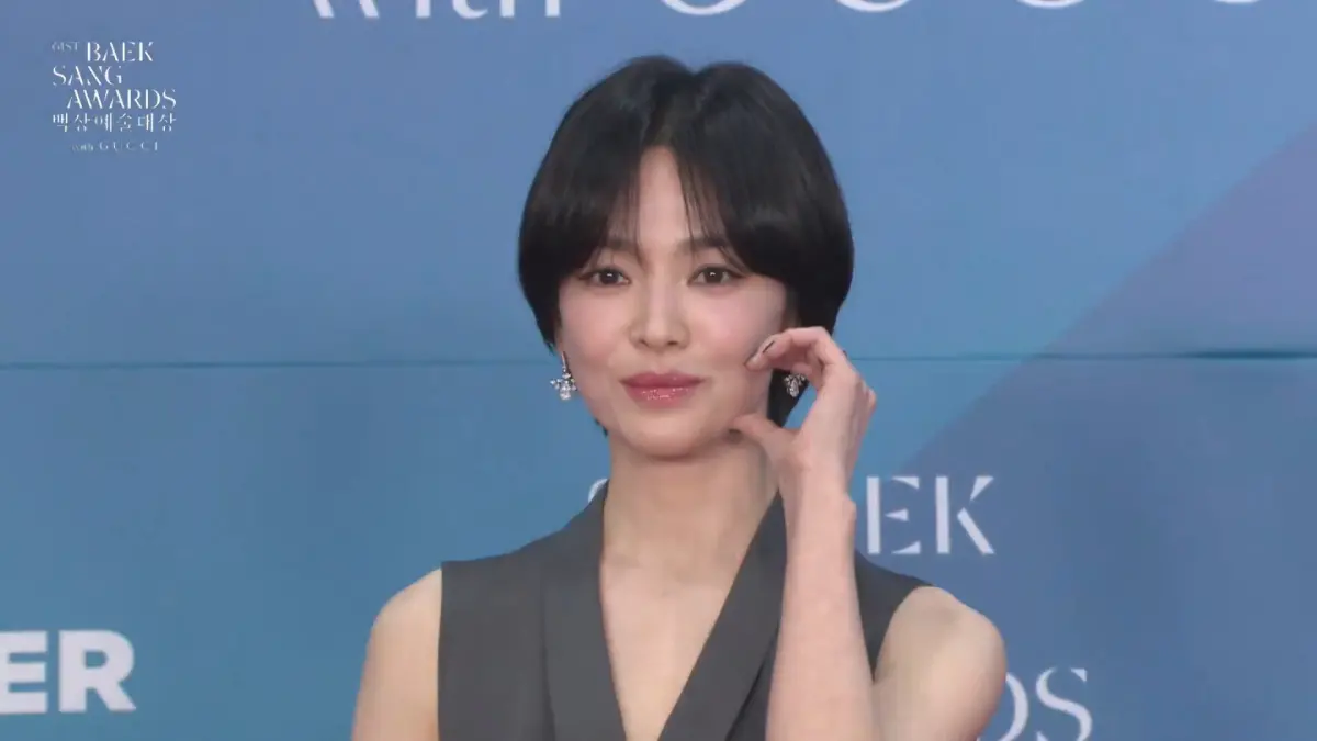 百想紅毯／金秀賢來了！宋慧喬PK金高銀「保守VS火辣」爭第一美 | 娛樂 | NOWnews今日新聞