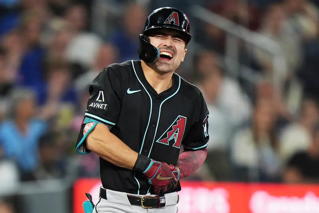 MLB／才剛接中華隊電話！卡仔Carroll確定「骨折」 如今歸期未定 | MLB | 運動 | NOWnews今日新聞