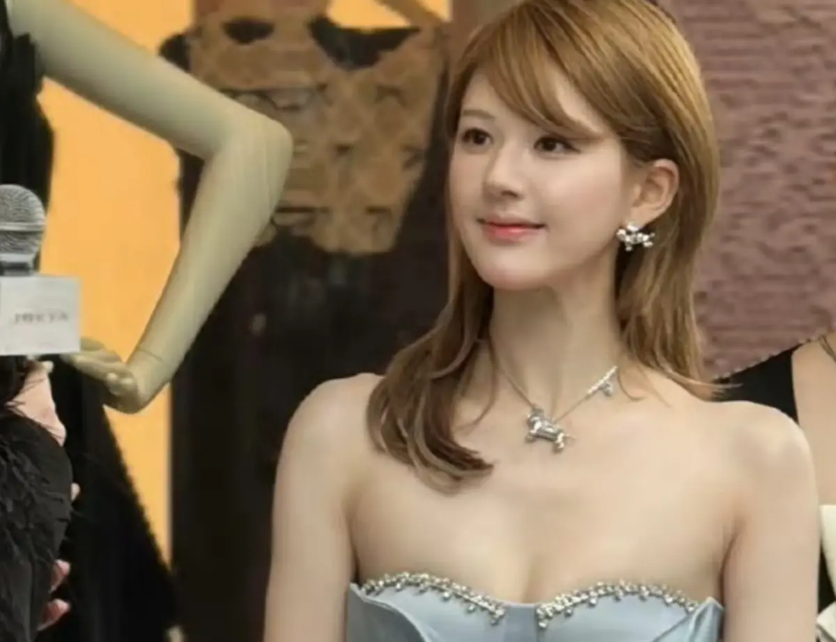 趙露思「裸背熱舞」畫面流出！瘦到撐不起衣服 粉絲心疼：多吃點 | 娛樂 | NOWnews今日新聞