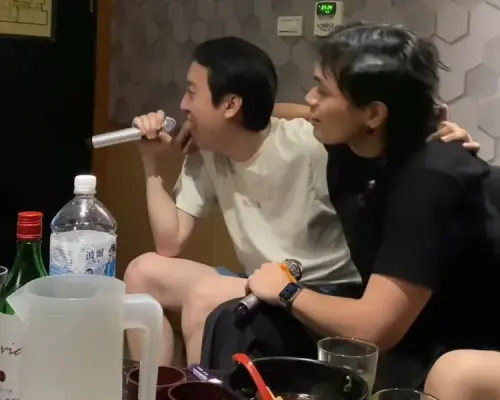 美秀集團破冰了！修齊狗柏KTV搭肩合唱 全因Toro金曲獎後台1句話 | 娛樂 | NOWnews今日新聞