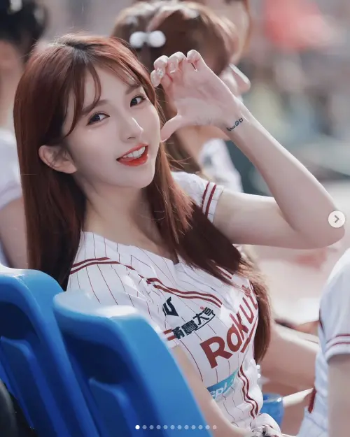 樂天爆年底「不續約Dora」！陷小三醜聞 20萬違約金傳富商幫付的 | 娛樂 | NOWnews今日新聞